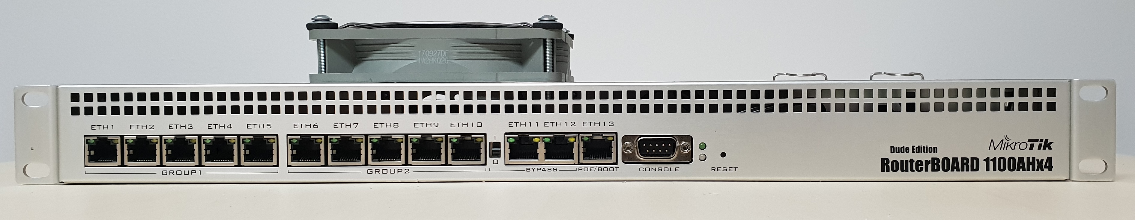 [TUTORIAL] adding a fan to RB1100AHx4 Dude Edition router - MikroTik ...