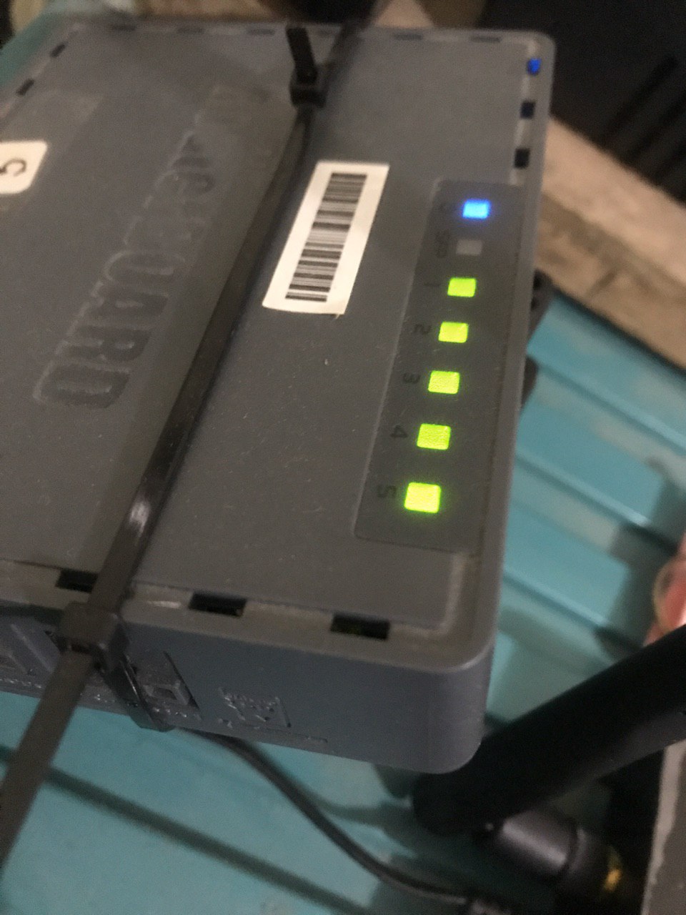 POE OUT issue on ether5 rb760igs (no power) - MikroTik hardware general ...